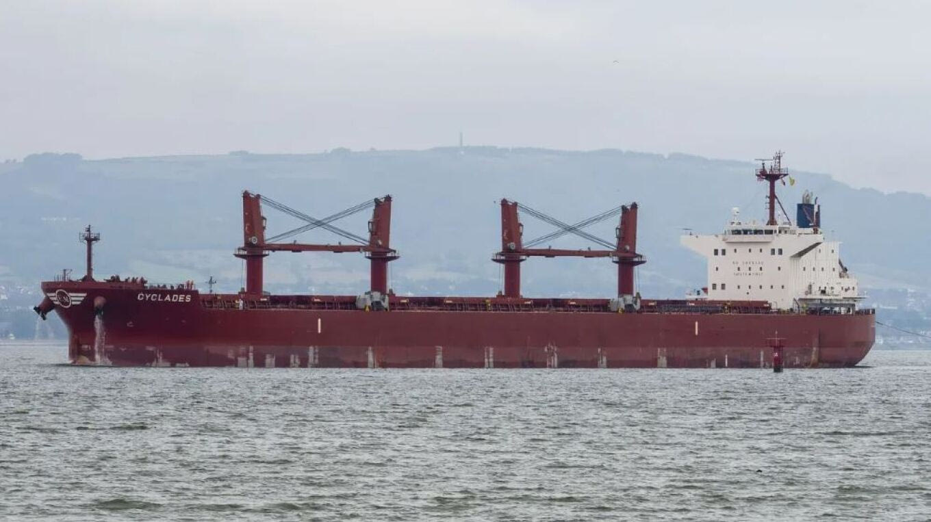 Επίθεση με πυραύλους και drone δέχτηκε το ελληνικό Cyclades - PATRIS.GR