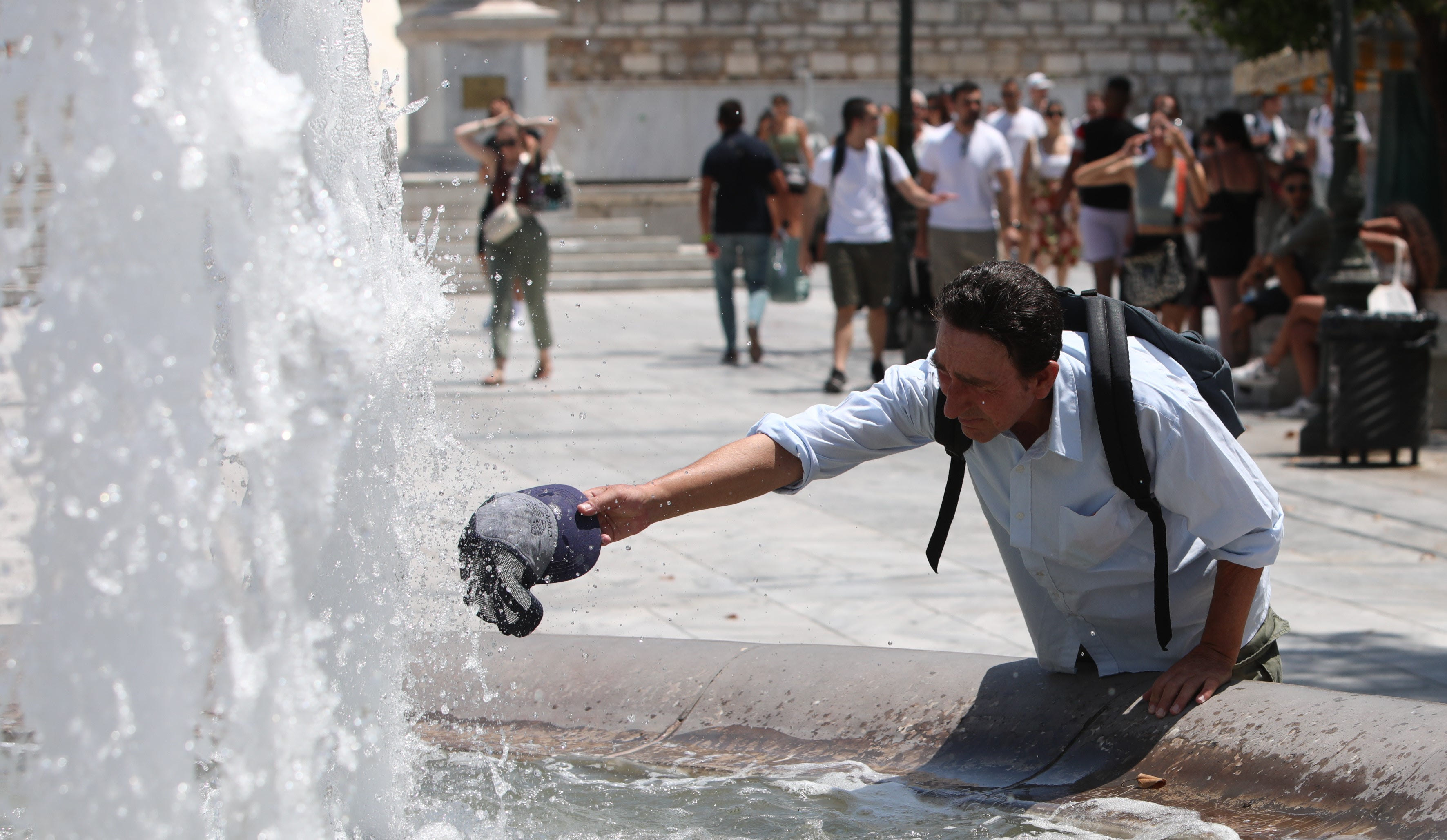 Μέτρα και συστάσεις από το Υπουργείο για τον καύσωνα που είναι προ των ...