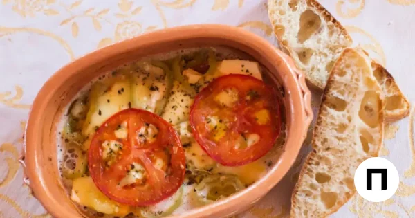 Feta Bougiourdi: The Simplest and Tastiest Greek Appetizer - PATRIS.GR