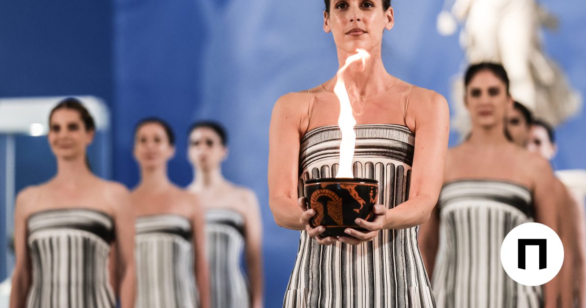 Αρχισε το ταξίδι της Ολυμπιακής Φλόγας από την Αρχαία Ολυμπία για την ...