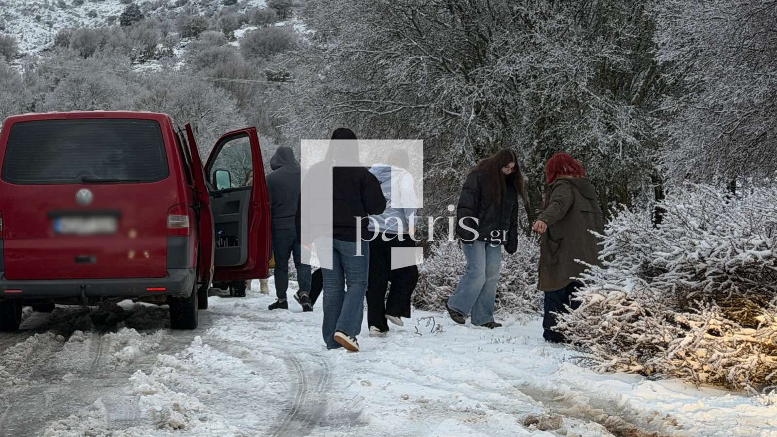 (ΦΩΤΟ): Μαγευτική πρωτοχρονιά στα χιονισμένα Ανώγεια - PATRIS.GR